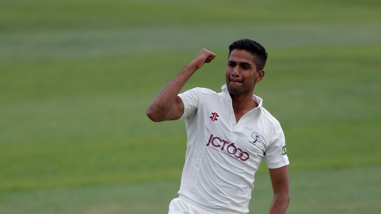 Yorkshire seamer Moin Ashraf offered trial at Hampshire | Cricket News ...