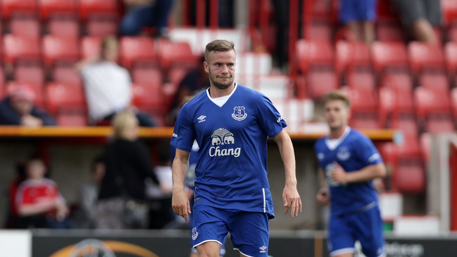 Tom Cleverley has adapted really well at Everton, says Roberto Martinez ...