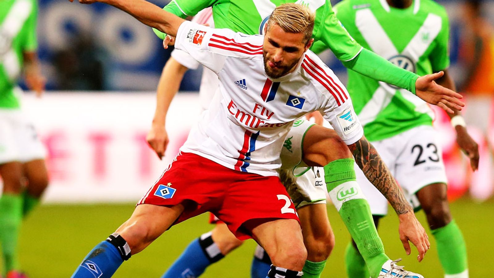 Watford sign Valon Behrami from Hamburg | Football News | Sky Sports