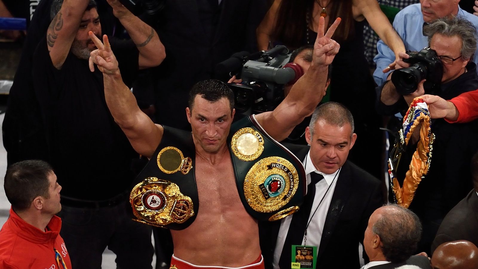 Wladimir Klitschko to fight at least five more times | Boxing News ...