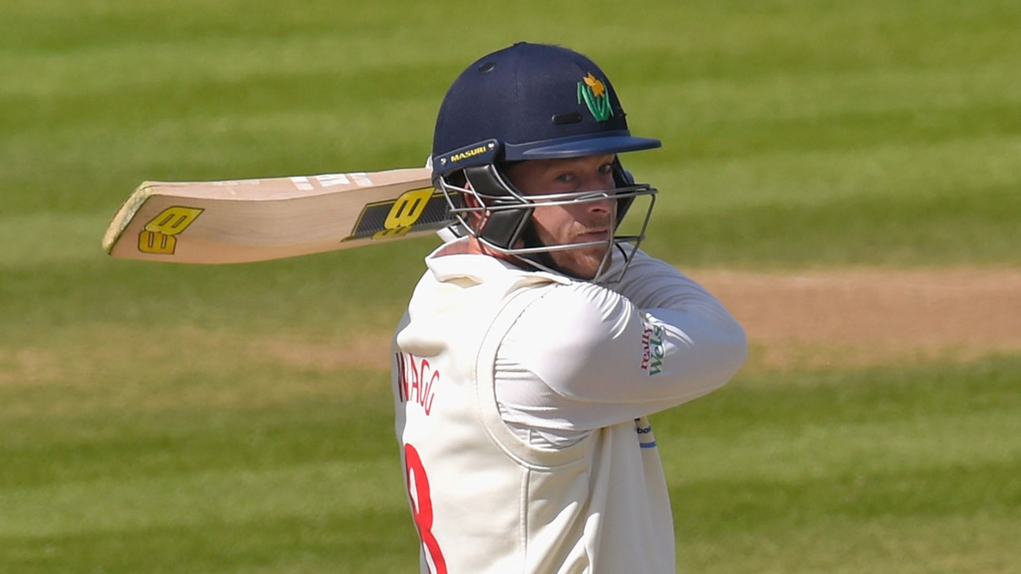 Specsavers County Championship Division Two: Glamorgan fight back ...