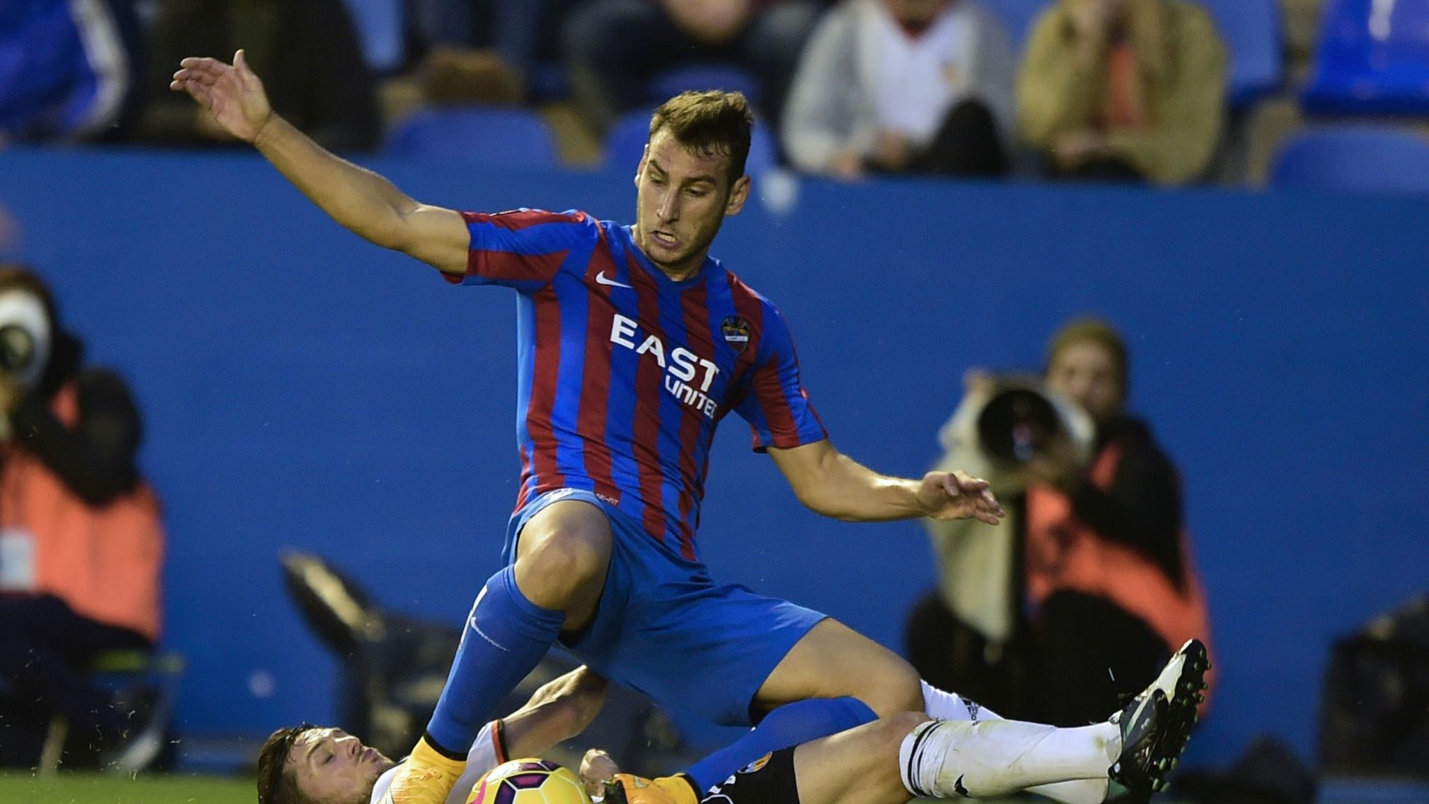 Ivan Lopez extends Levante contract until 2020 | Football News | Sky Sports