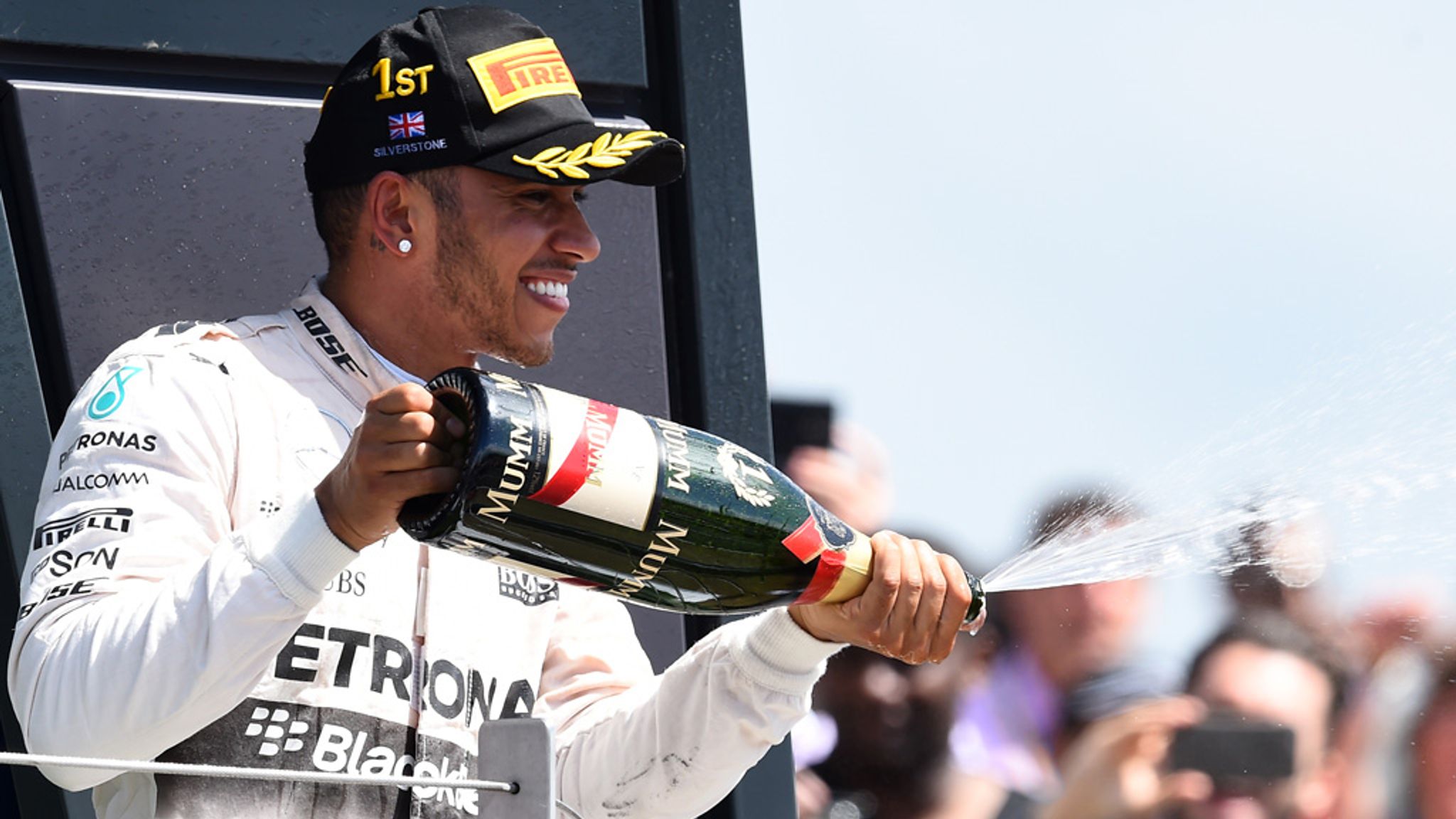 Lewis Hamilton credits British GP win to 'best pit call of his career ...