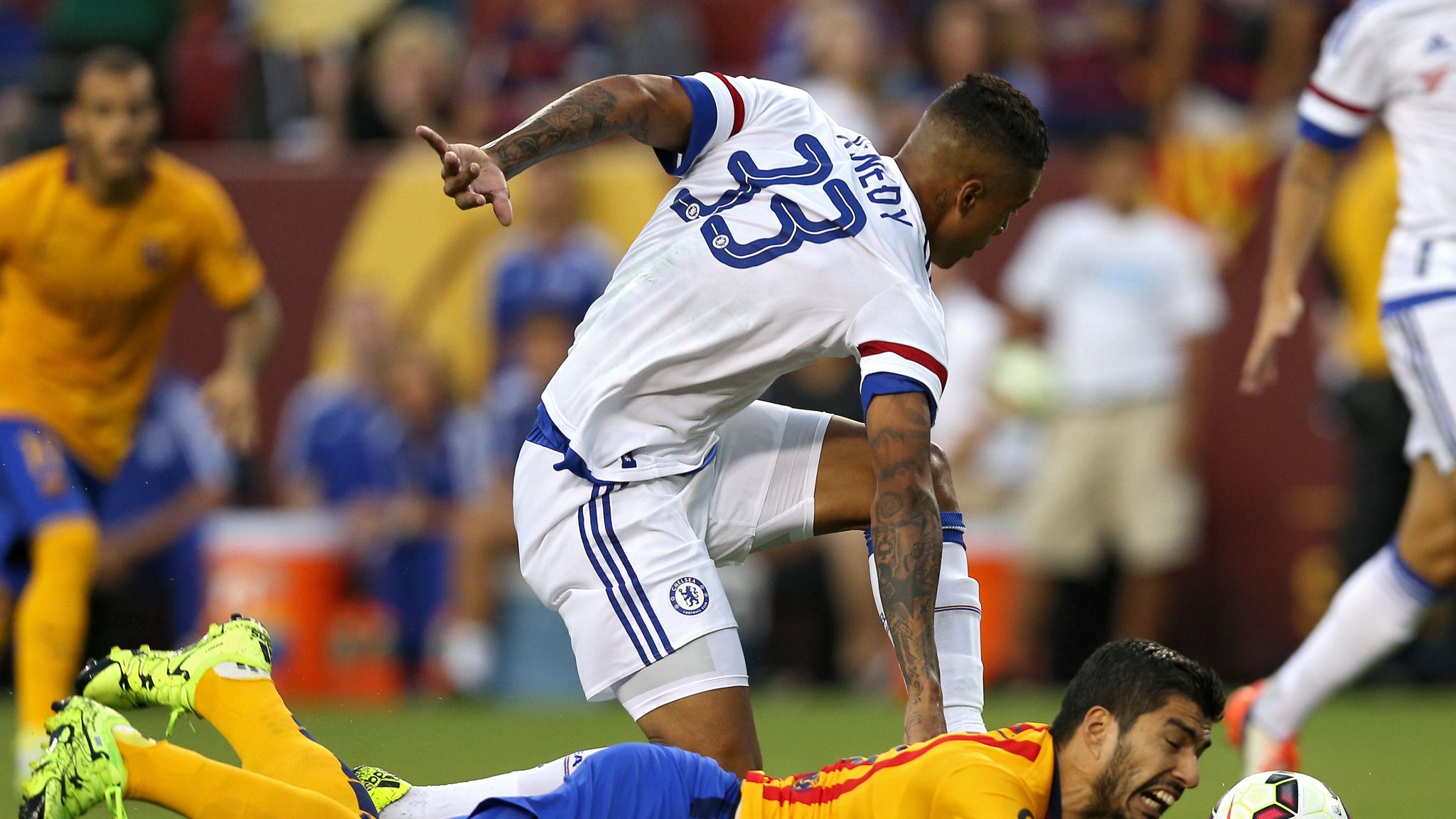 Chelsea 2-2 Barcelona (Chelsea win 4-2 on penalties): Blues end tour ...