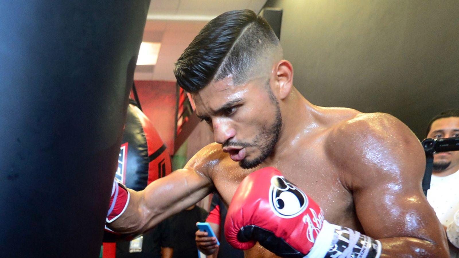 Abner Mares says bout with Leo Santa Cruz will be Fight of the Year ...