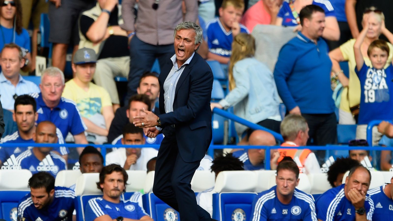 Jose Mourinho angry with Chelsea medical staff in Swansea draw ...