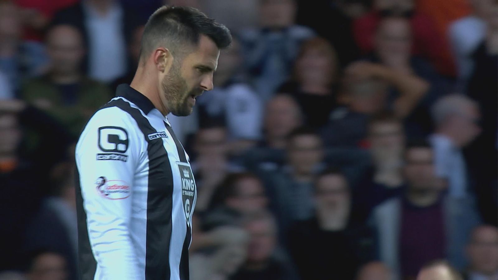 Steven Thompson blazes penalty over the bar in St Mirren defeat at ...