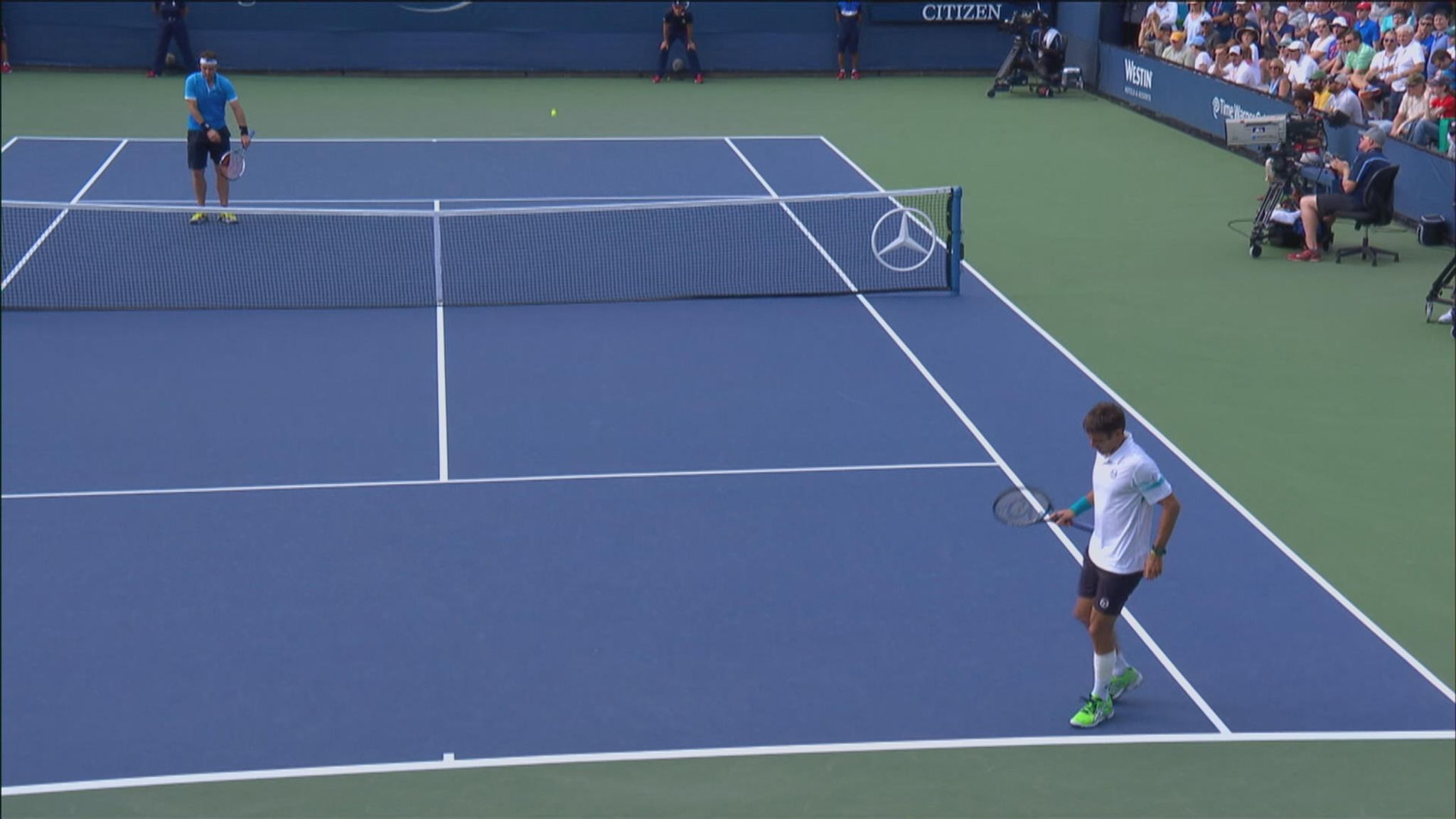 Tommy Robredo hits a brilliant behind the back winner | Tennis News ...