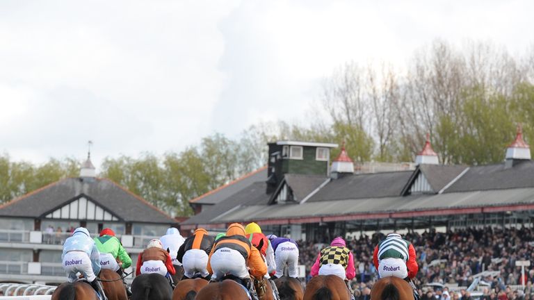 Pontefract gets the go-ahead following morning inspection | Racing News ...