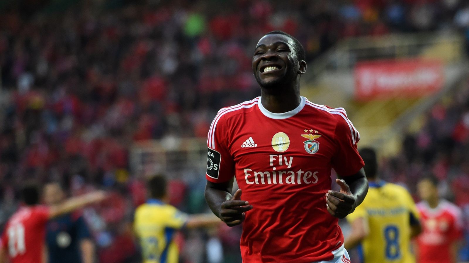 Reading sign Ola John on loan from Benfica | Football News | Sky Sports