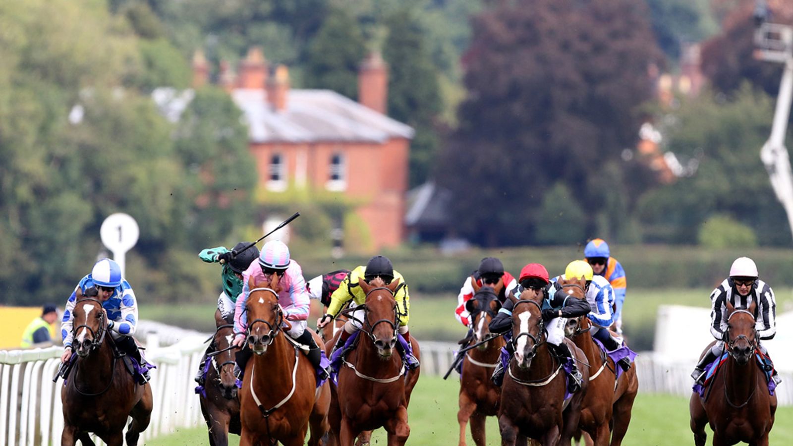 Beverley name race in memory of Colin Tinkler Senior | Racing News ...