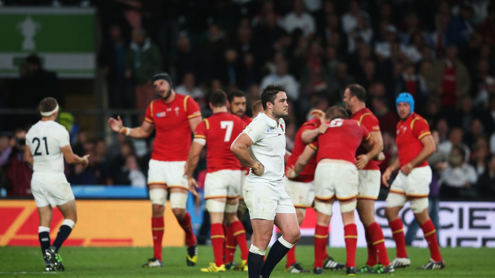 Dan Biggar the difference as Wales beat England in World Cup Pool A ...