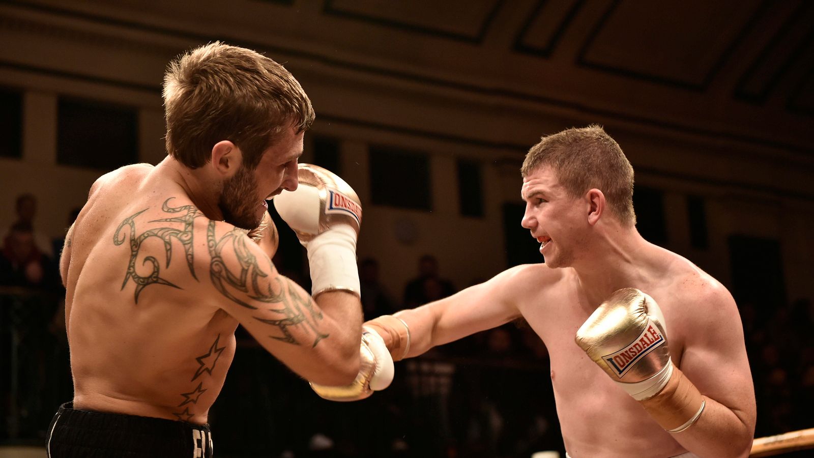 Scott Cardle pulls out of bout with Gary Buckland to be replaced by ...