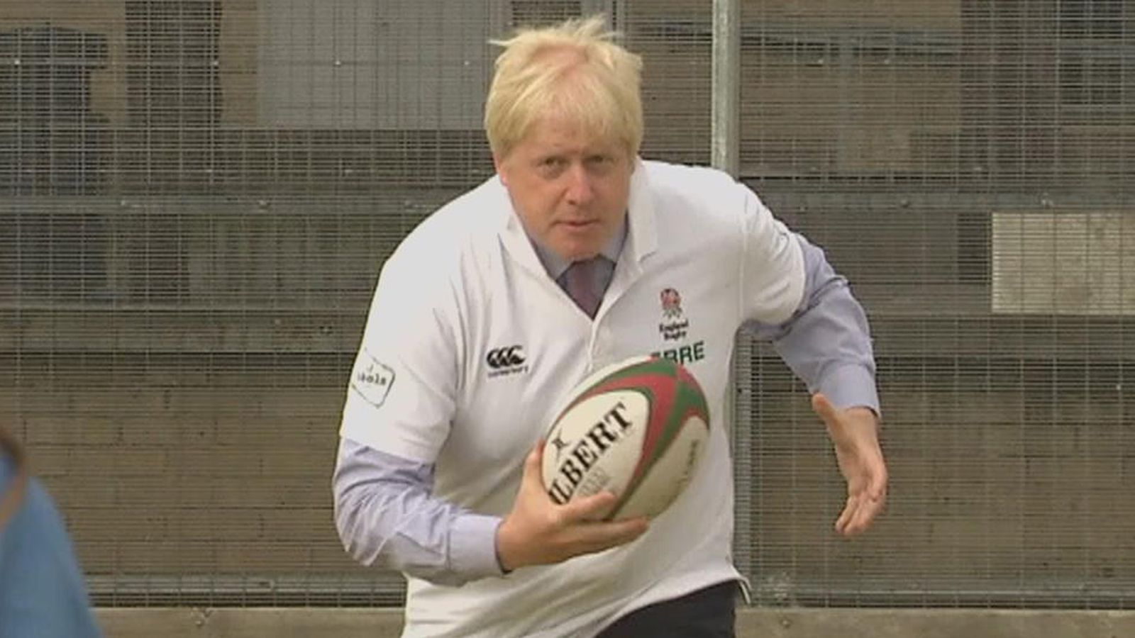 Boris Johnson embraces rugby | Sky Sports