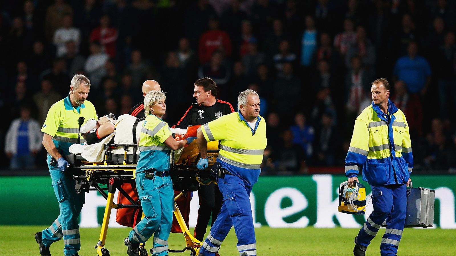 Luke Shaw suffers double leg fracture in Man Utd's clash with PSV ...