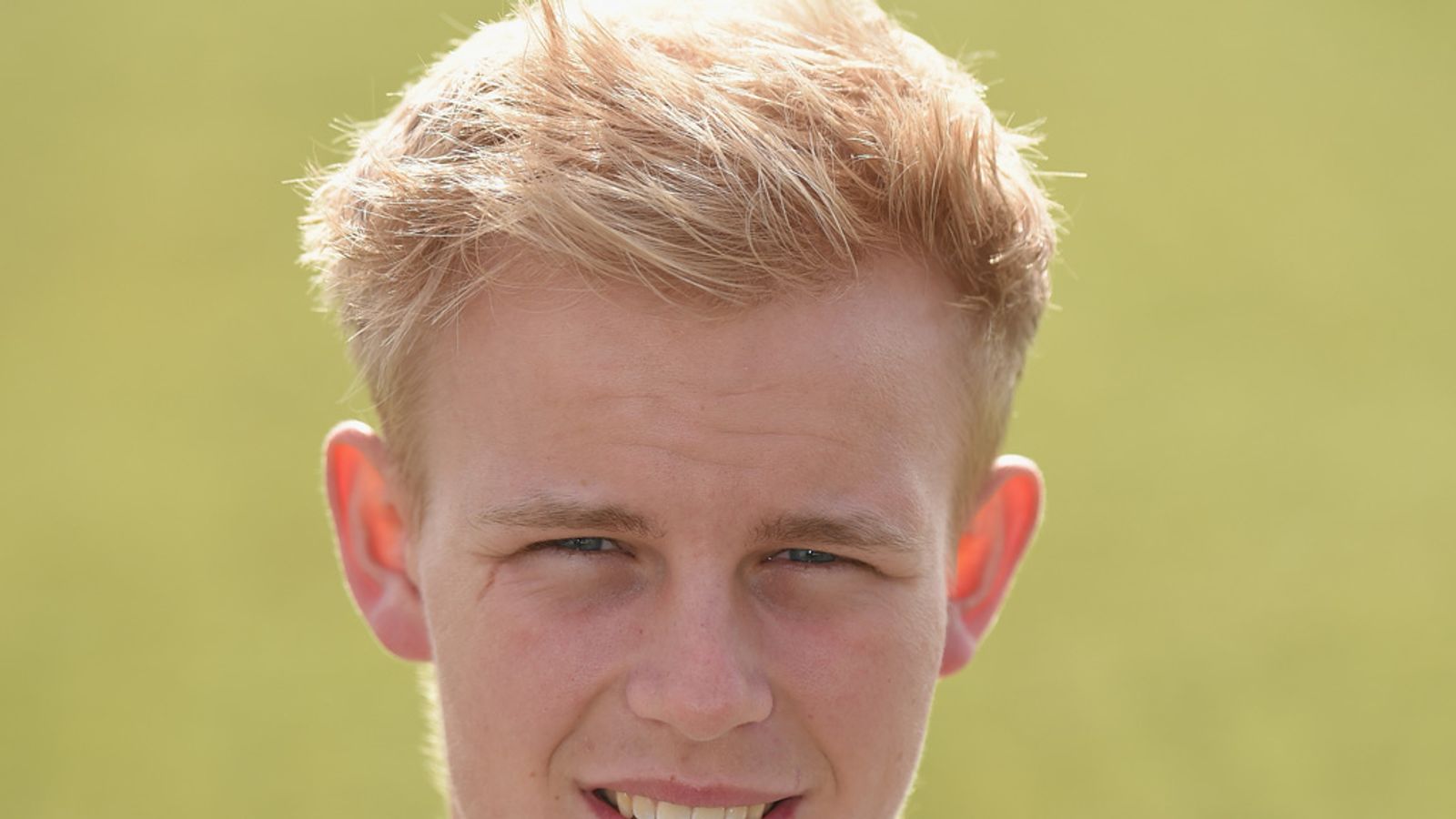 All-rounder Zak Chappell commits to new deal with Leicestershire ...