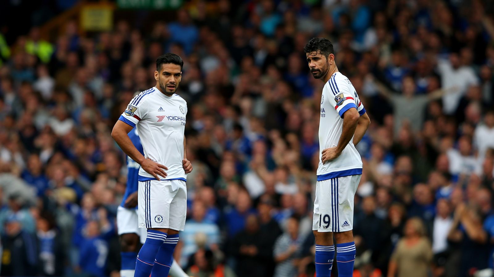 Stagnant Chelsea have handed Premier League rivals the initiative, says ...