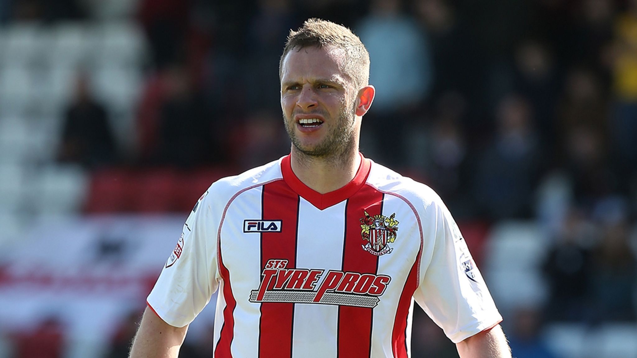 Mansfield v Crawley preview | Football News | Sky Sports