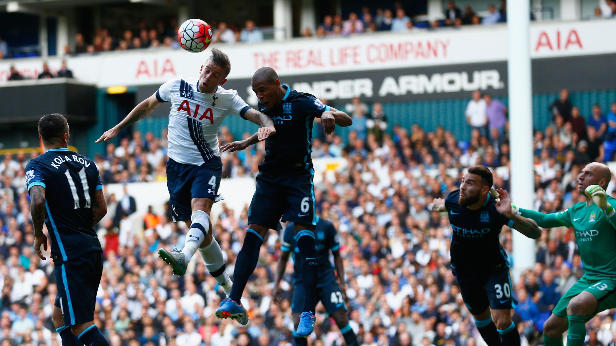 Manuel Pellegrini blames poor Manchester City defending for defeat ...