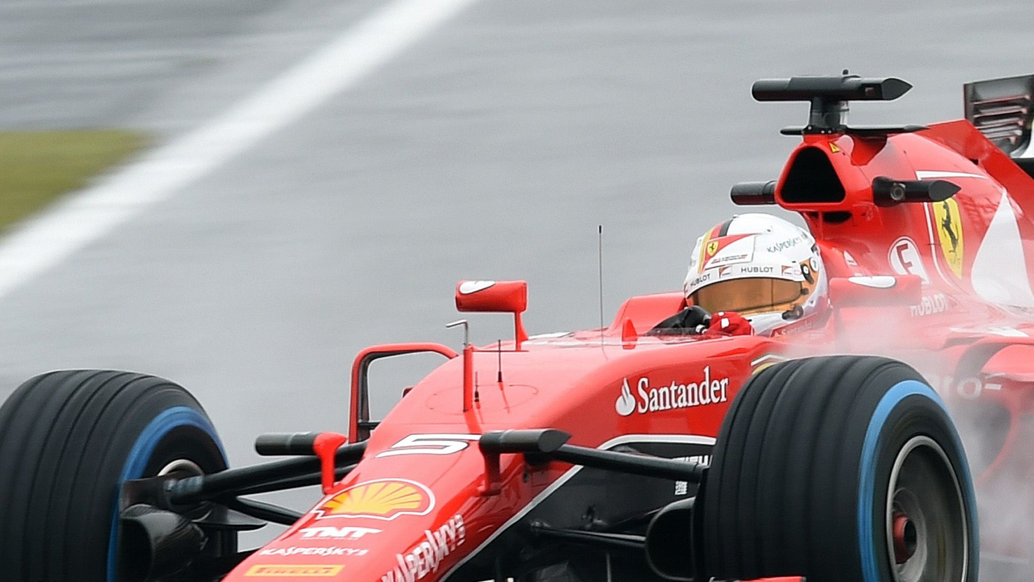 Japanese GP Practice 2: Daniil Kvyat fastest as rain returns | F1 News ...