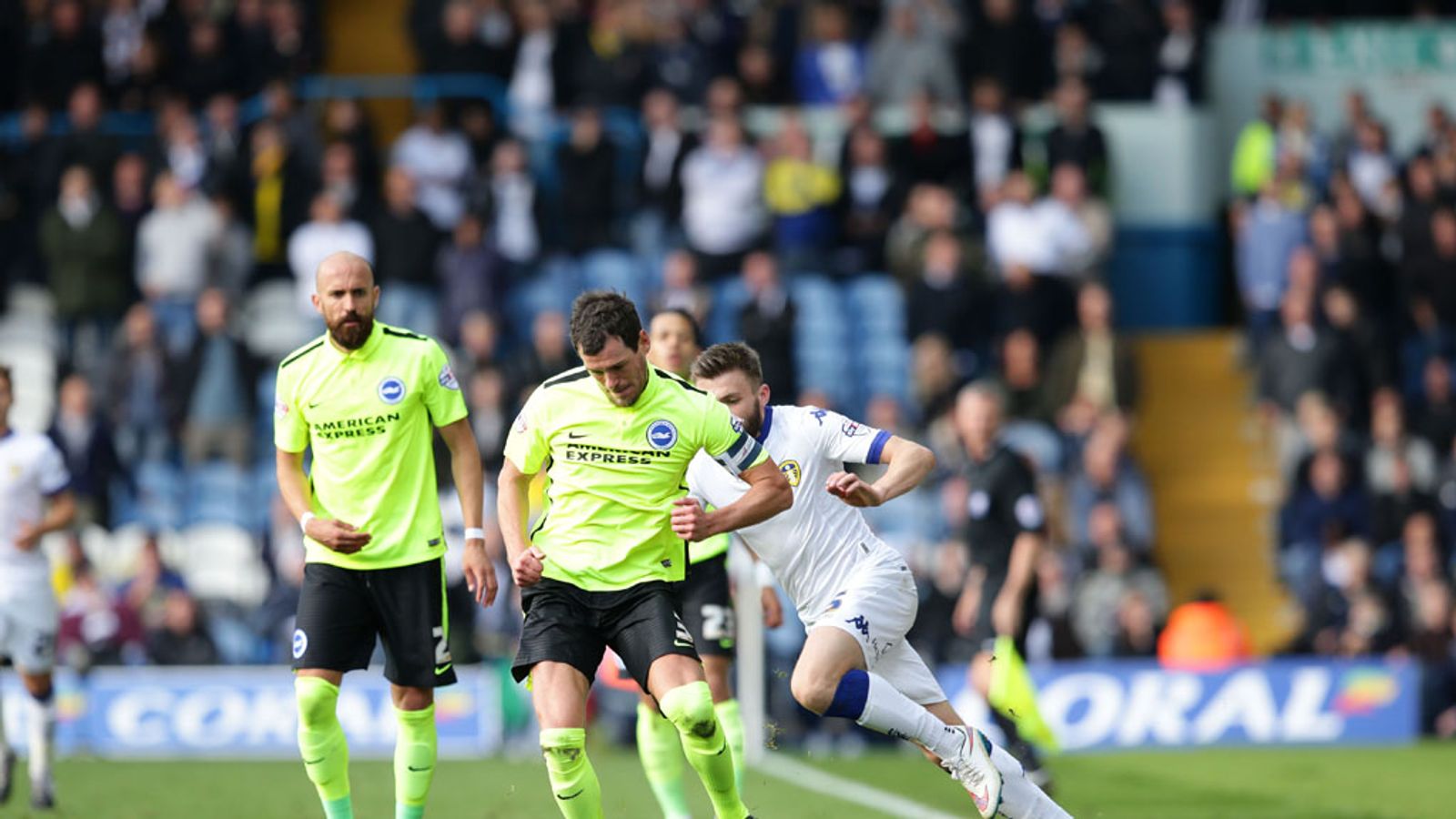 Leeds 1 - 2 Brighton - Match Report & Highlights