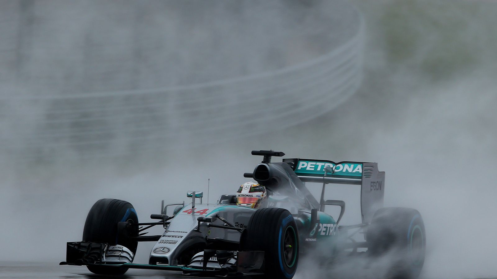 Lewis Hamilton won't chase world title glory in 'do or die' style at ...