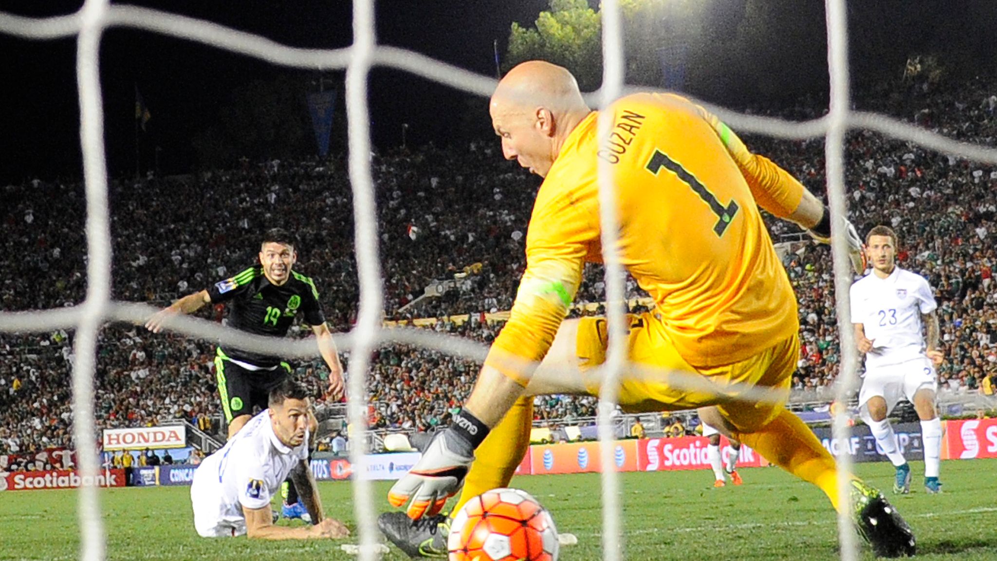Middlesbrough complete transfer of Brad Guzan from Aston Villa ...