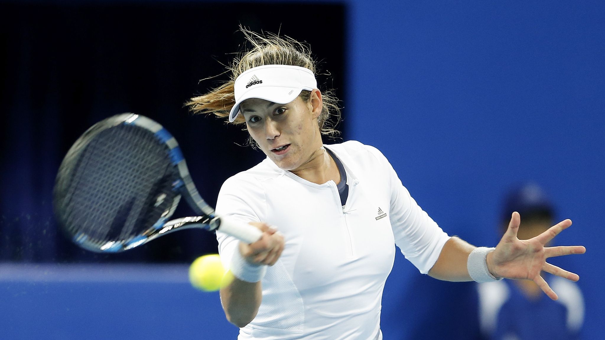 Garbine Muguruza and Angelique Kerber make winning starts in WTA Finals ...