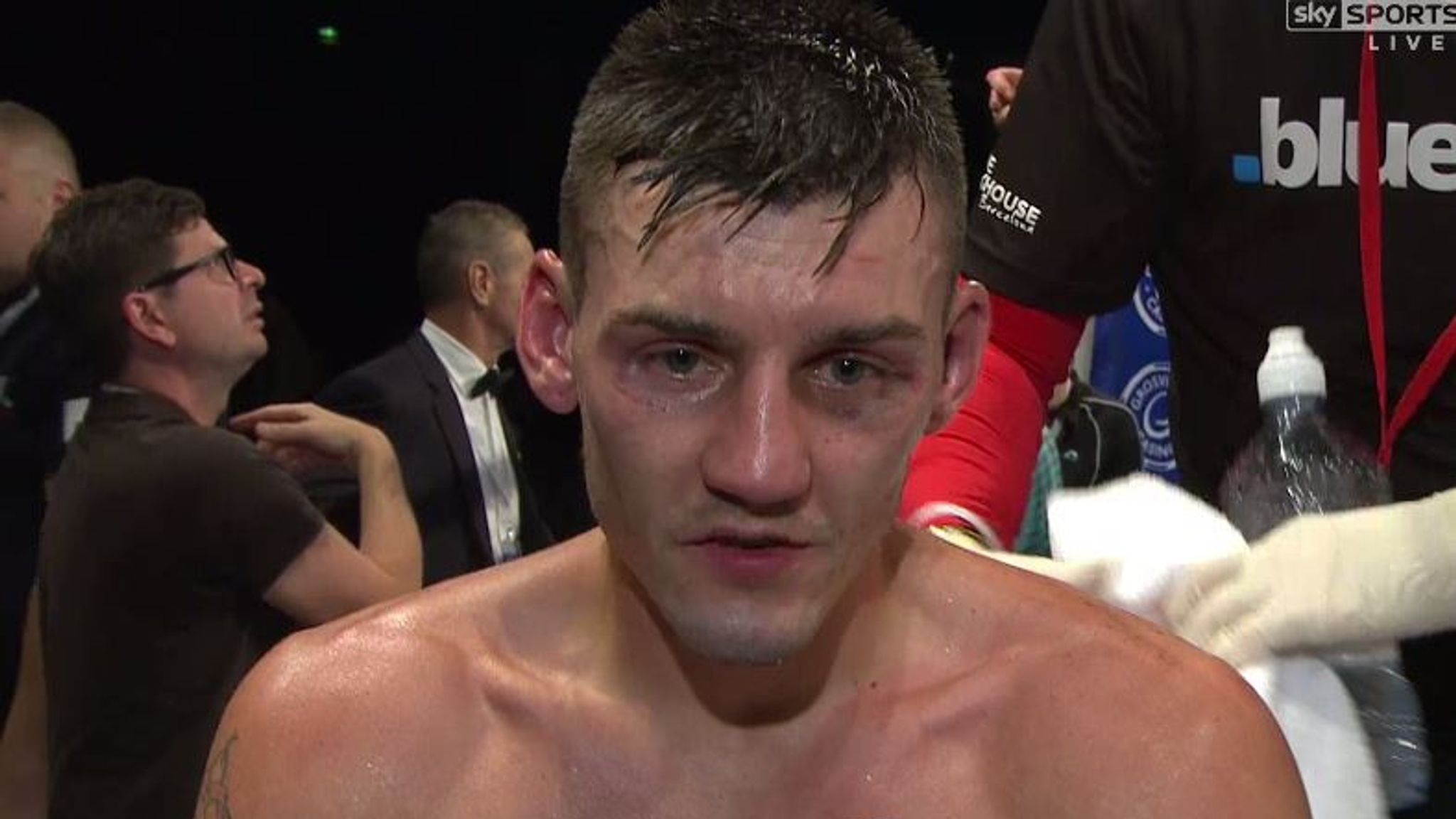Leigh Wood beats Josh Wale on points to secure British featherweight ...