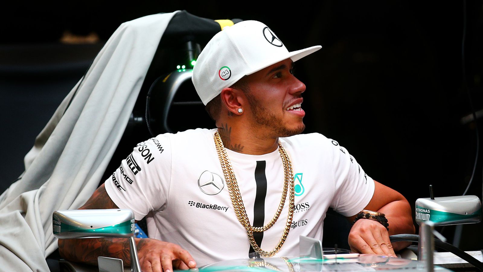 Lewis Hamilton still unhappy with the balance of his Mercedes W06 | F1 ...