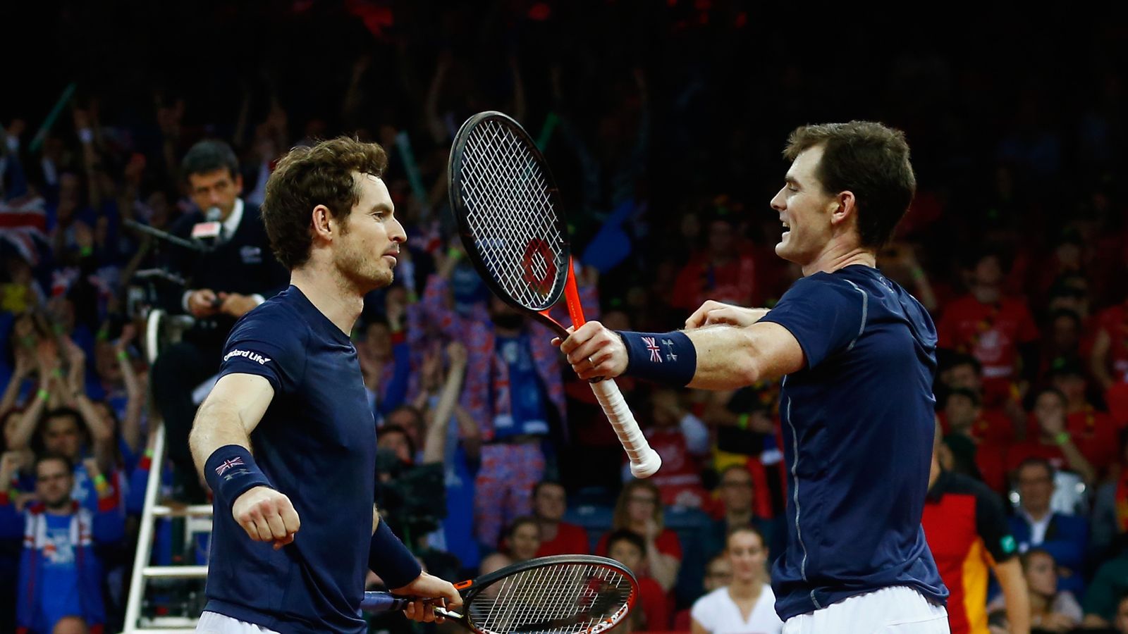 Andy and Jamie Murray claim crucial win for GB in Davis Cup final ...
