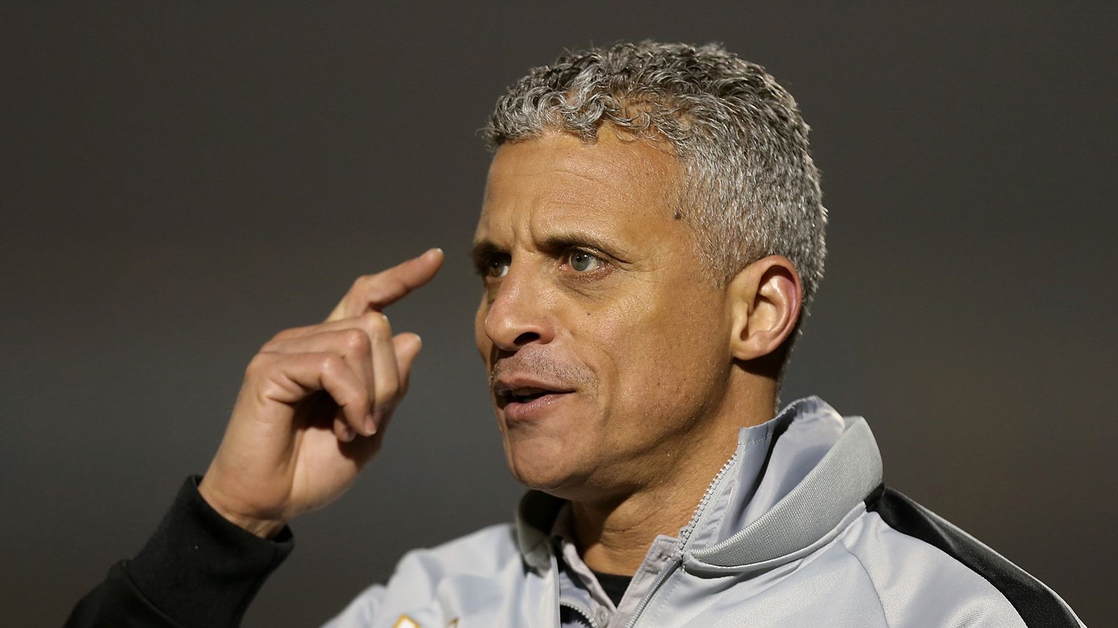 Keith Curle convinced Carlisle can upset the odds against Everton i ...