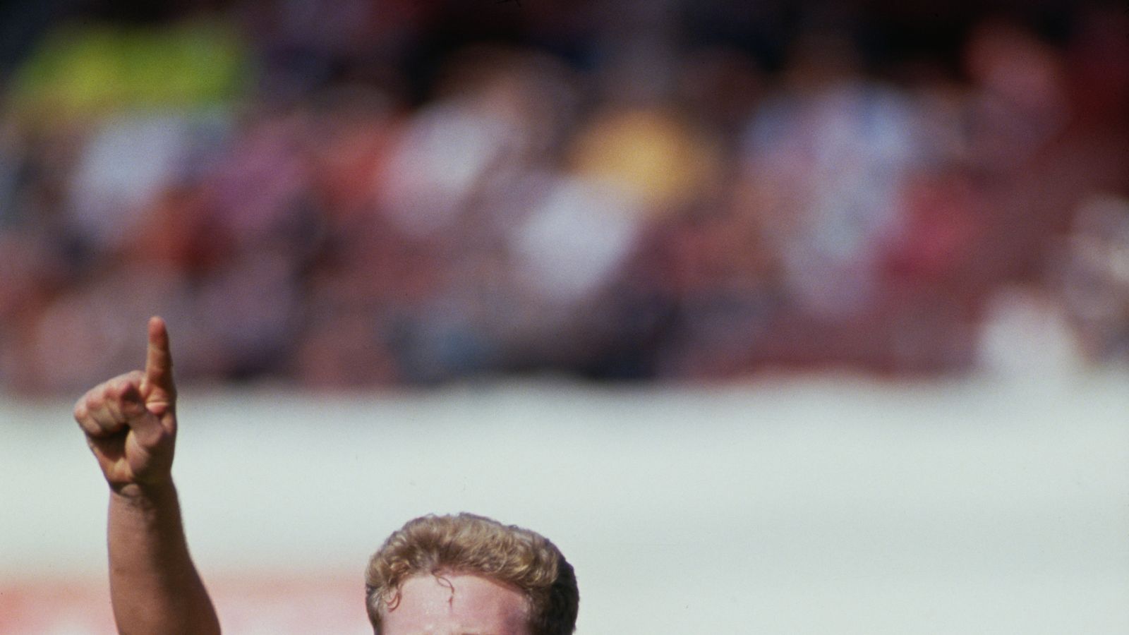 Five unlikely title challenges from Premier League history | Football ...