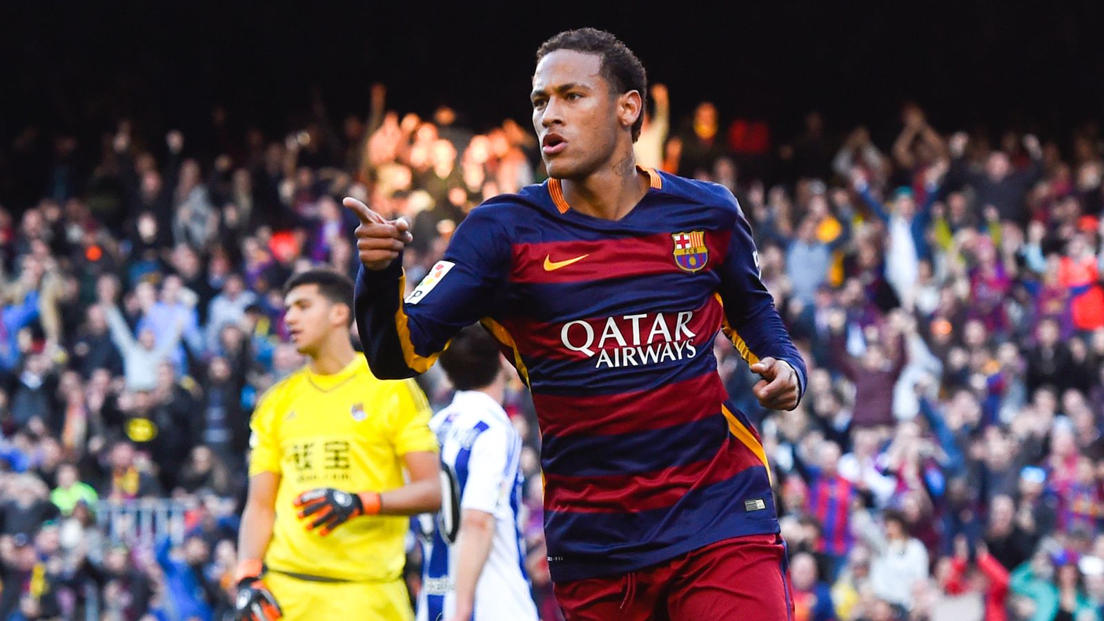 Manchester United 'bid £140m for Neymar last summer' | Football News ...