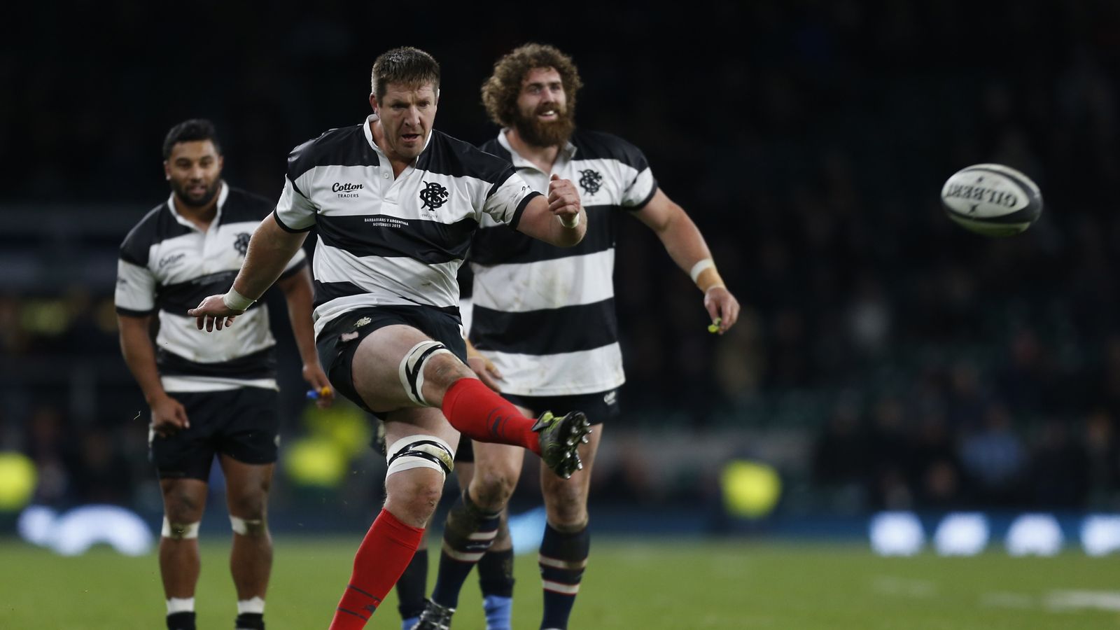 WATCH: Bakkies Botha takes a conversion for the Barbarians | Rugby ...