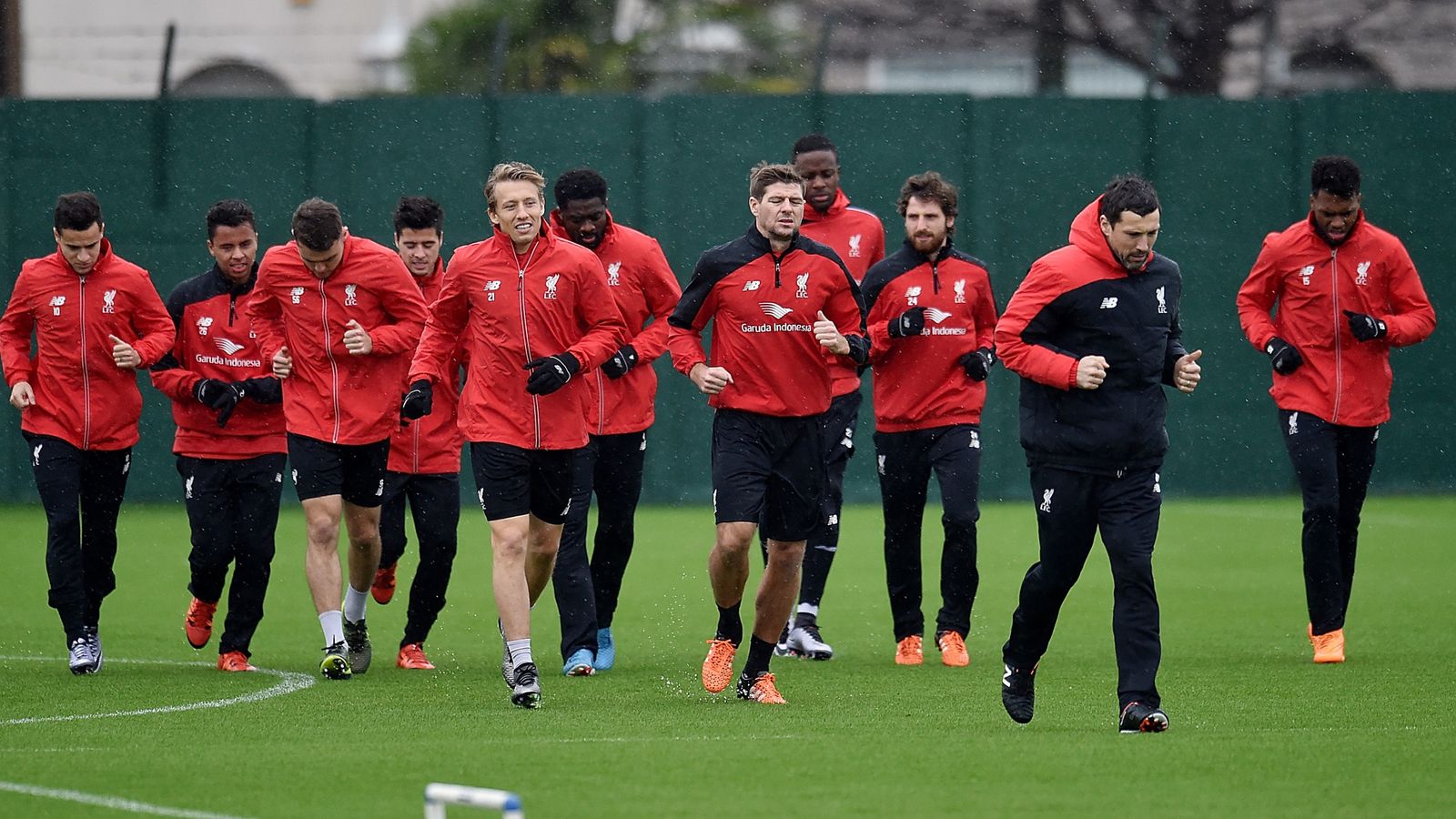 Steven Gerrard trains with Liverpool squad | Football News | Sky Sports