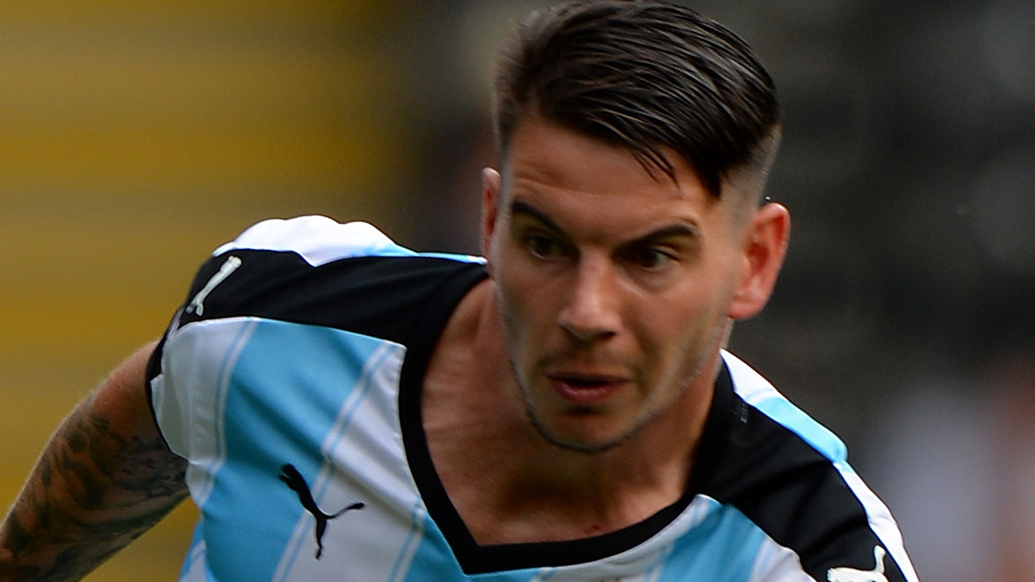 Barnsley 2-1 York City: Adam Hammill scores winning goal for Barnsley ...