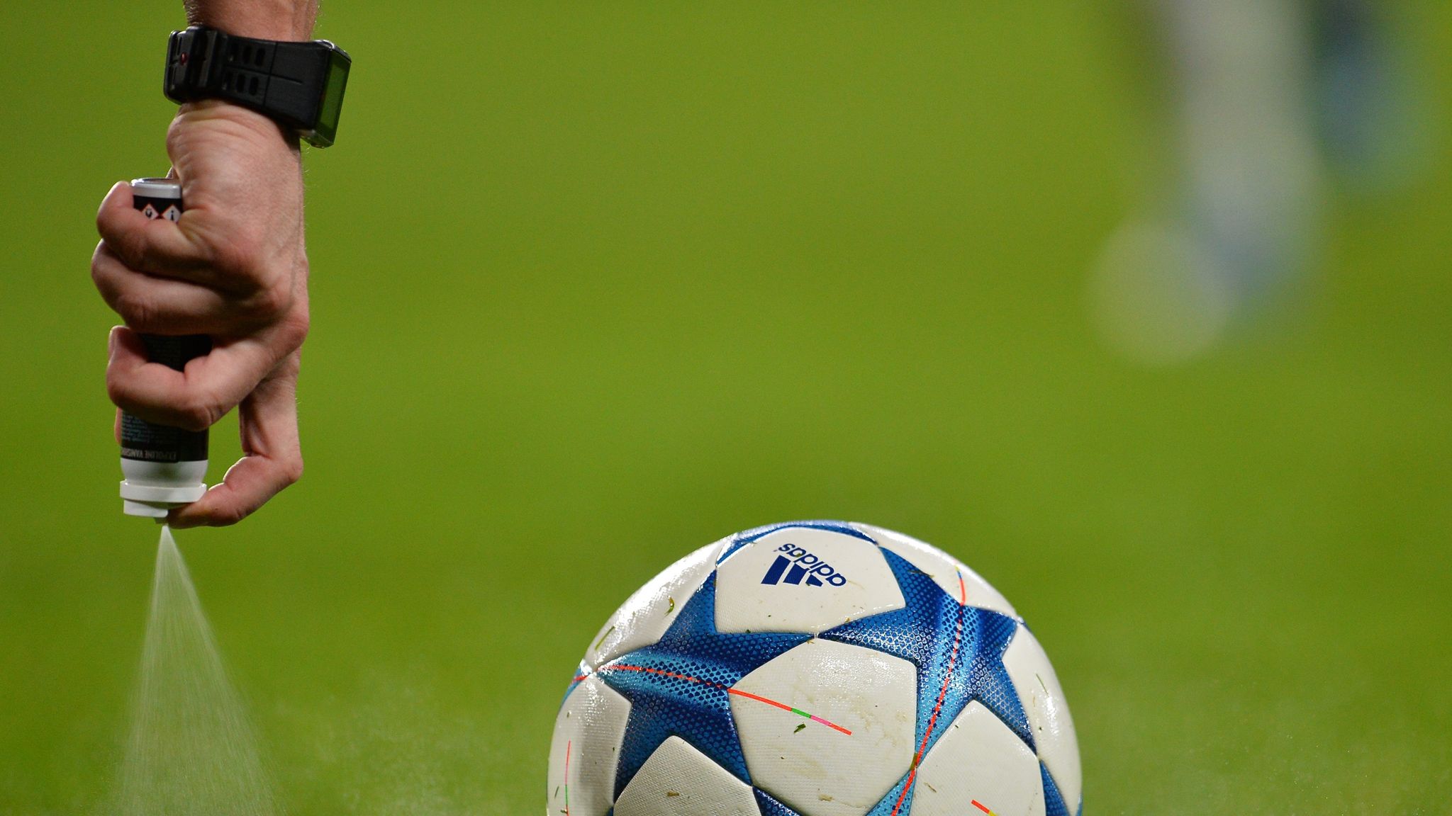 Chesterfield full-back Dan Jones has suffered a bizarre ankle fracture ...