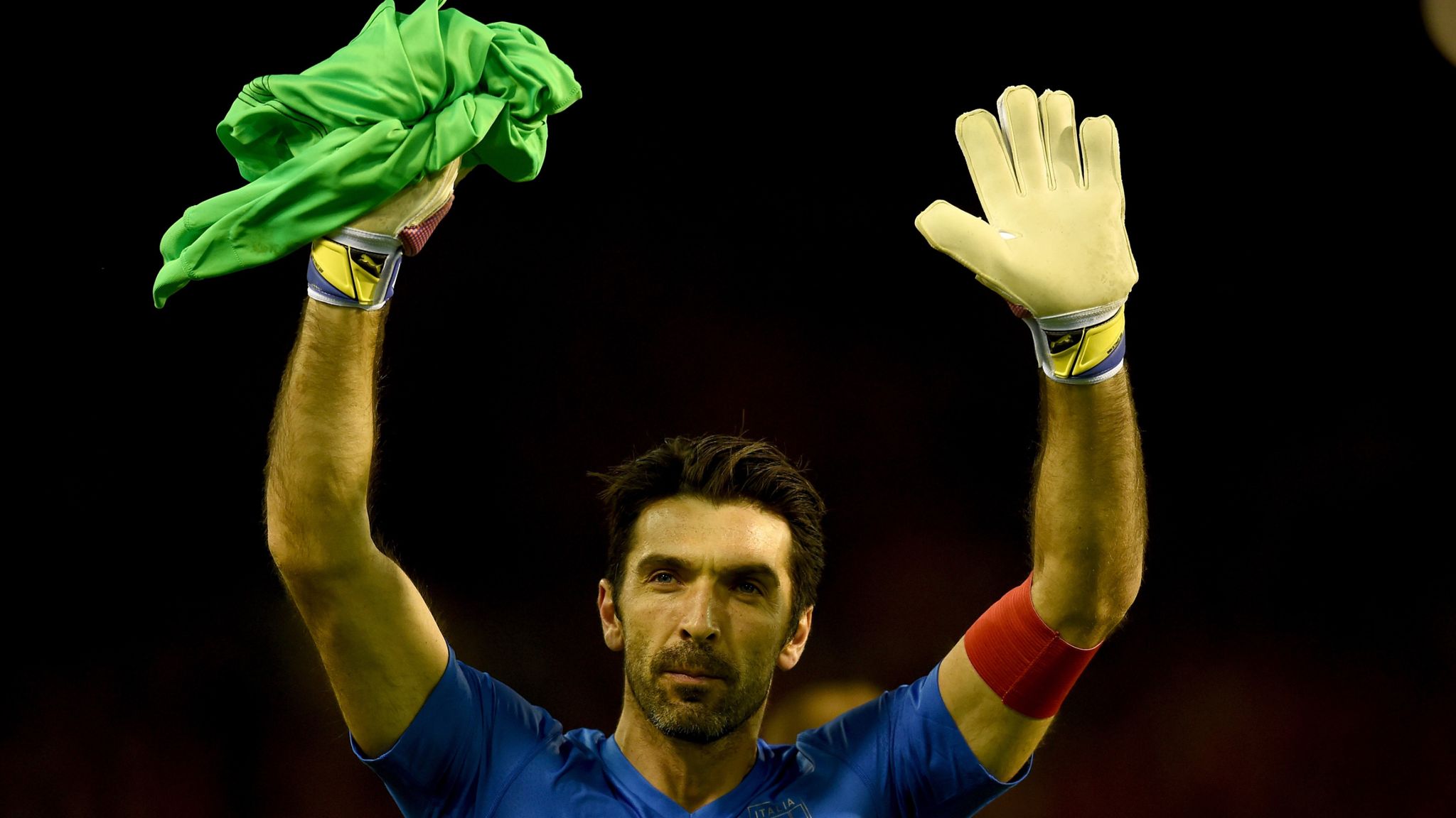 Juventus and Italy legend Gianluigi Buffon plans retirement in 2018 ...