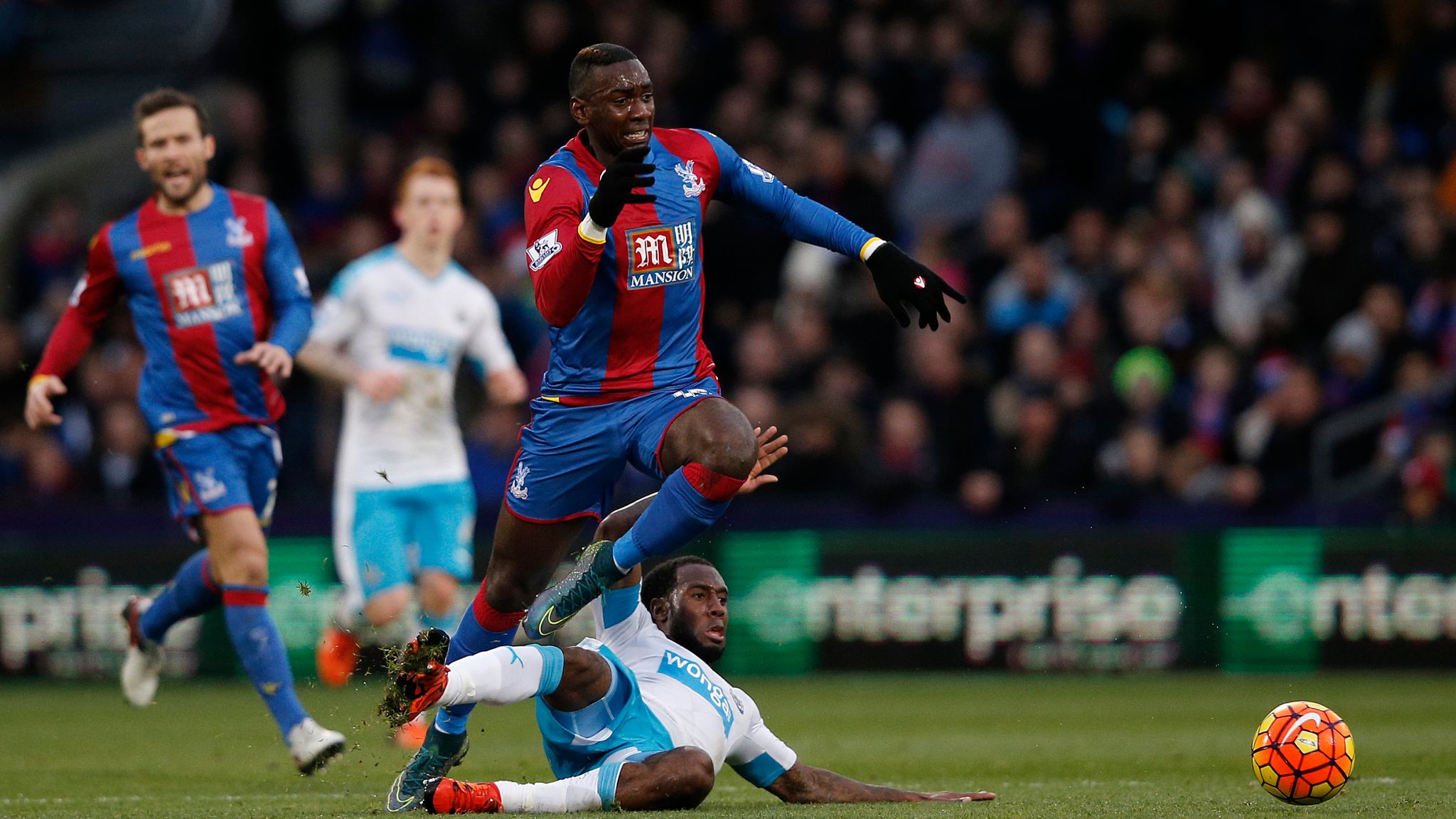 Yannick Bolasie v Nathaniel Clyne: The key battle in Crystal Palace v ...