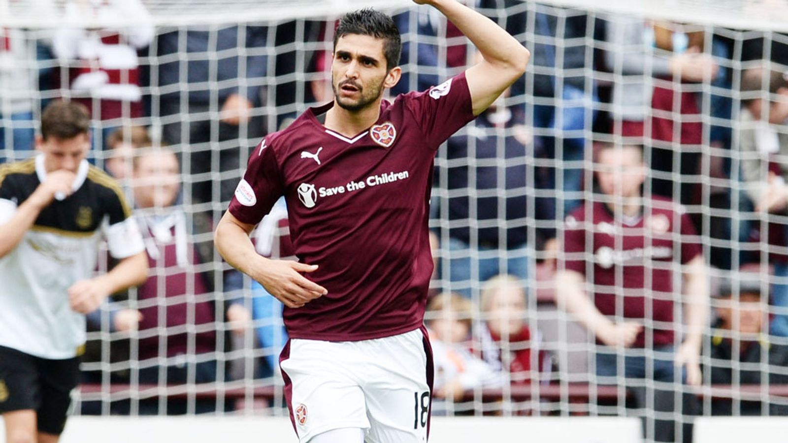 Hearts defender Igor Rossi signs extended contract at Tynecastle ...