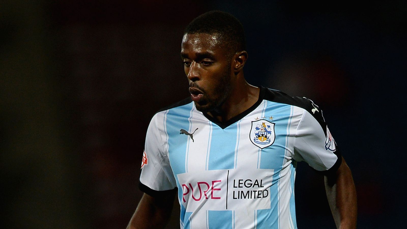 Leeds United sign Mustapha Carayol on loan from Middlesbrough ...