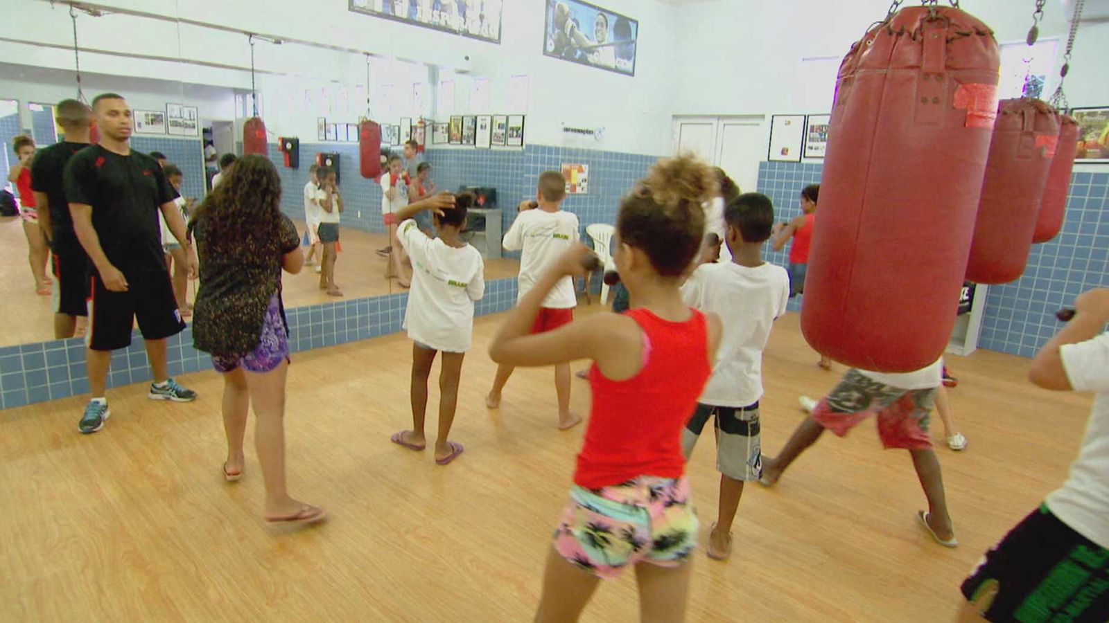 WATCH: Orla Chennaoui on Olympic boxing dreams in a Rio favela | Boxing ...