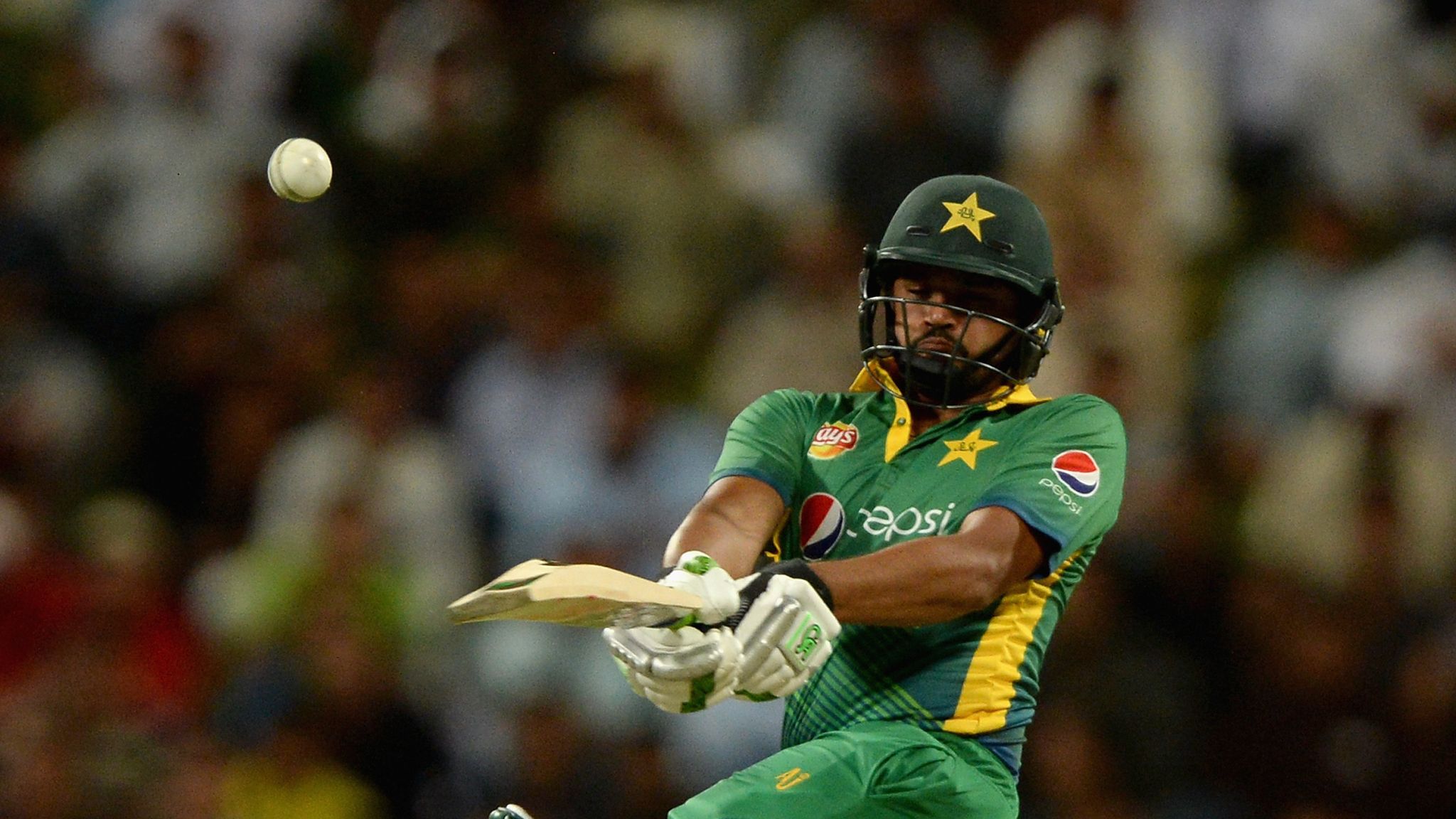 Azhar Ali resigns as Pakistan ODI captain but persuaded to stay on ...