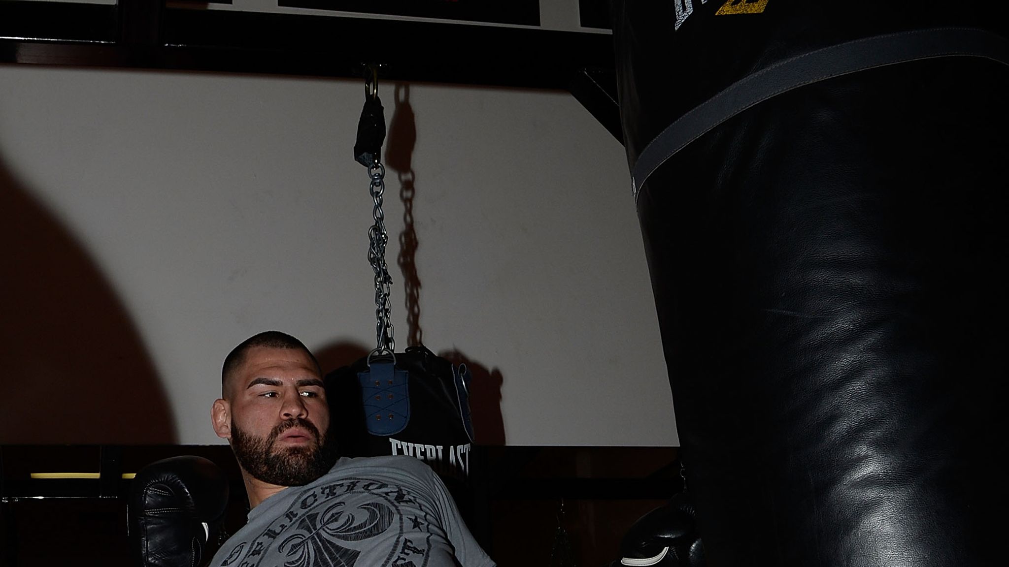 Tyson Fury prepared to meet MMA fighters under 'hybrid' rules | Boxing ...