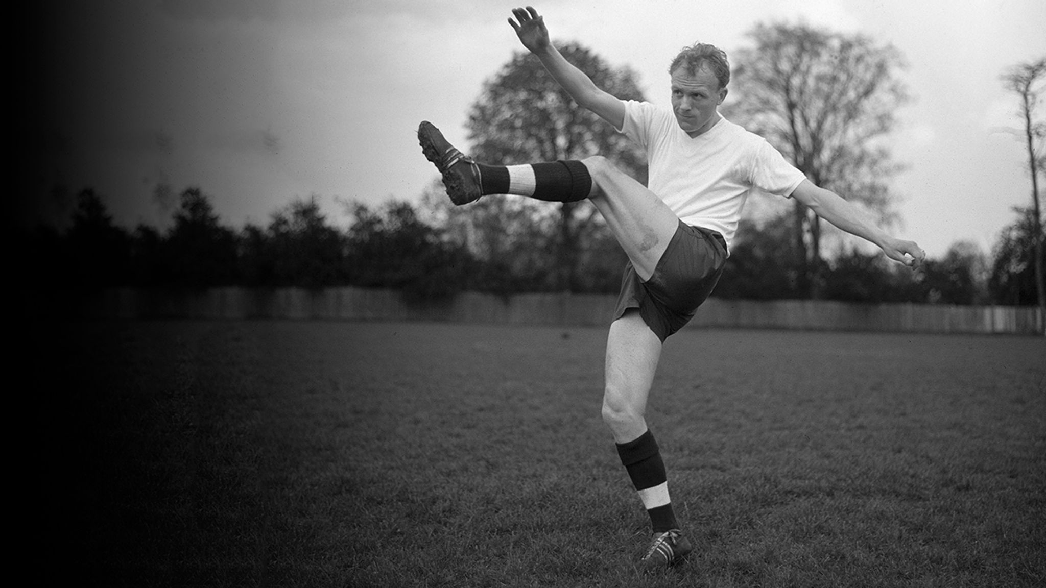 Arsenal, West Brom and England great Don Howe dies at 80 | Football ...
