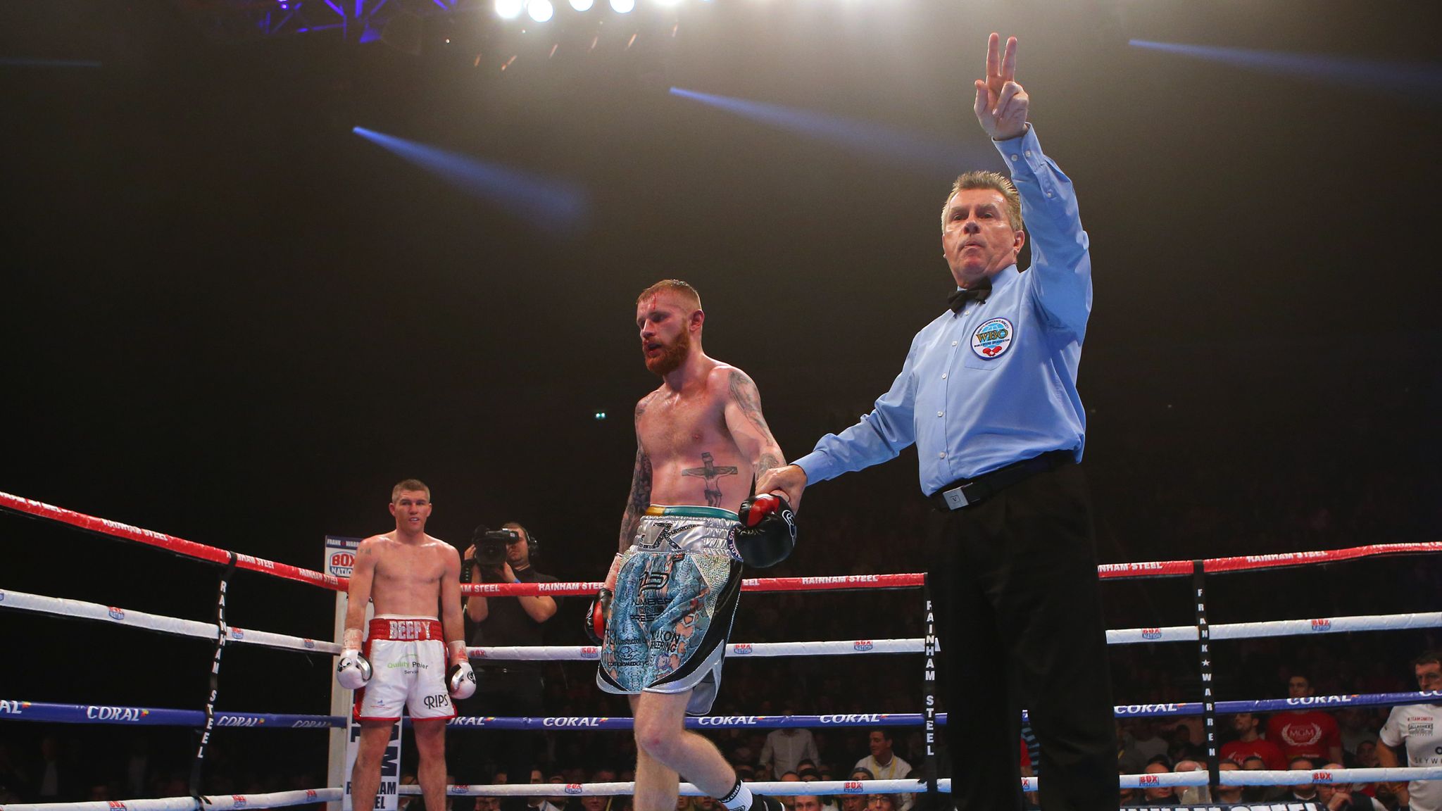 Liam Smith stops Jimmy Kelly to retain WBO super-welterweight title ...