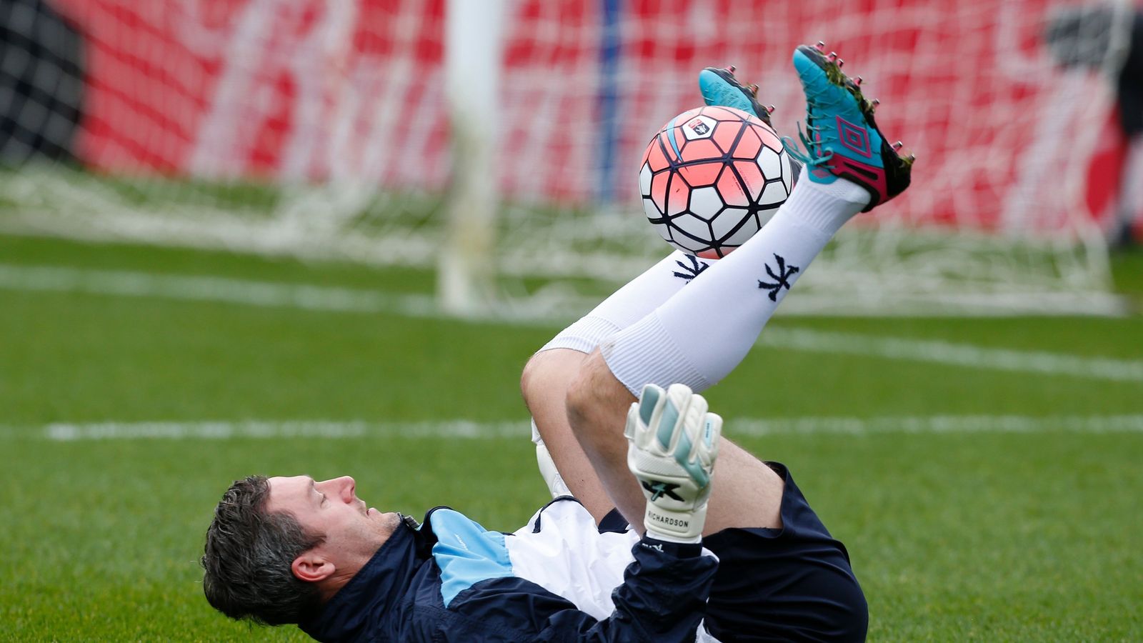 Wycombe goalkeeper coach Barry Richardson keeps clean sheet after being ...