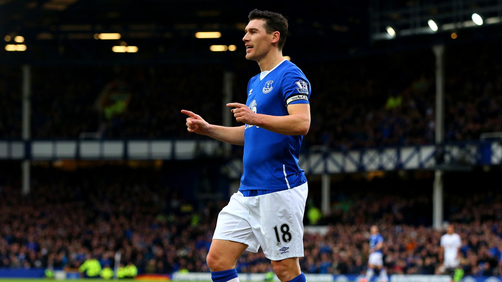 Everton 1 - 2 Swansea - Match Report & Highlights