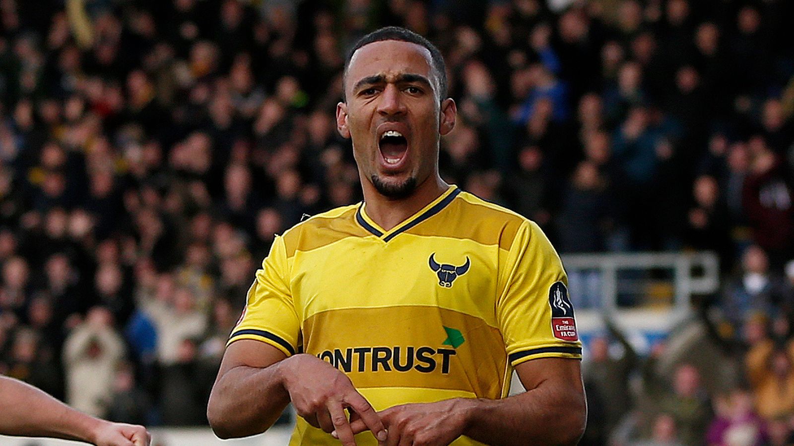 Leeds complete transfer of Kemar Roofe from Oxford | Football News ...